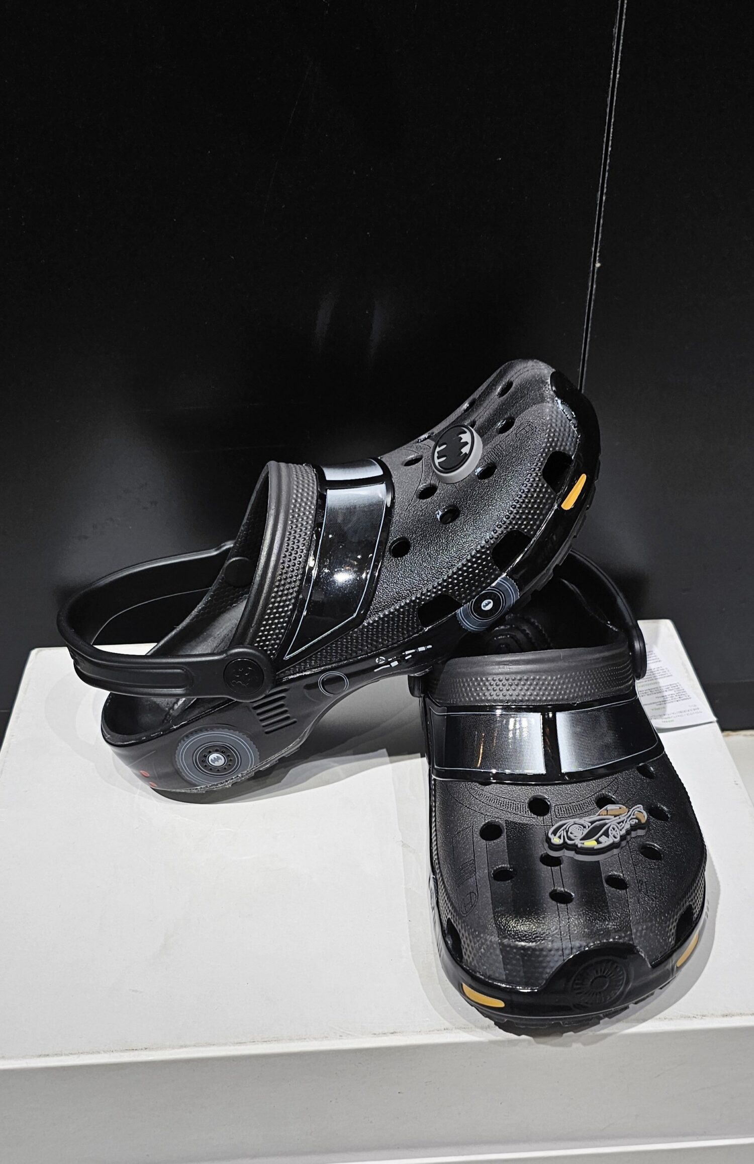 Batman Crocs – Crocs & Bling
